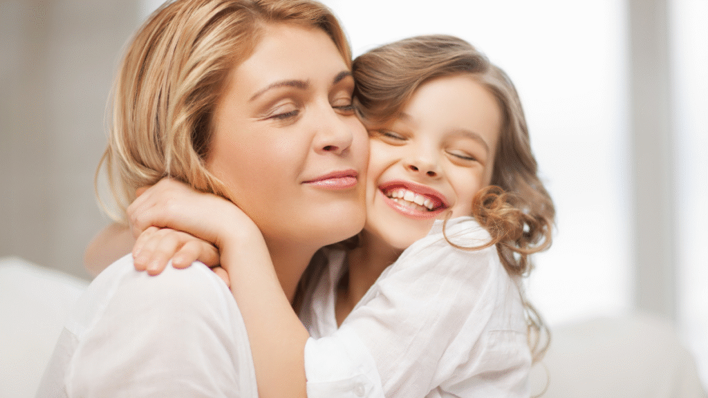 15 Things Daughters of Narcissistic Mothers Do - Mom With Vibe