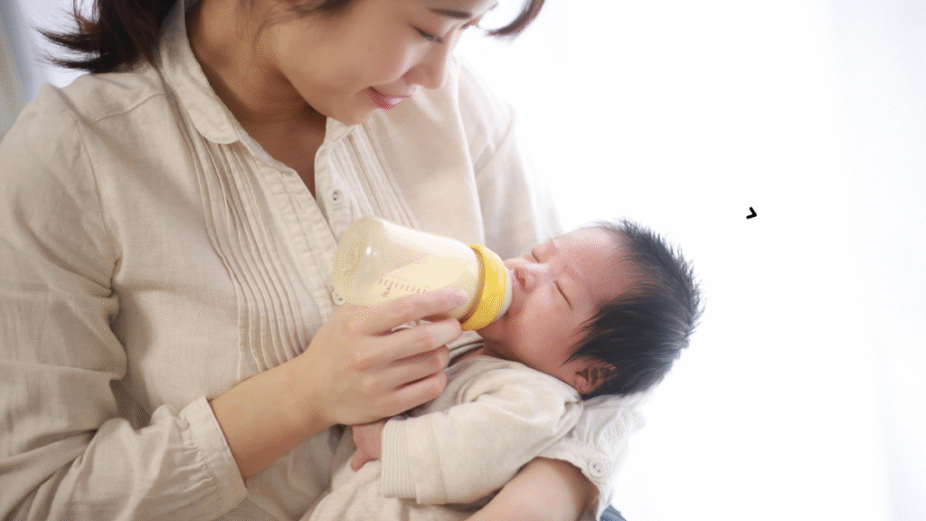 7 Signs You're Overfeeding Your Baby - Mom With Vibe